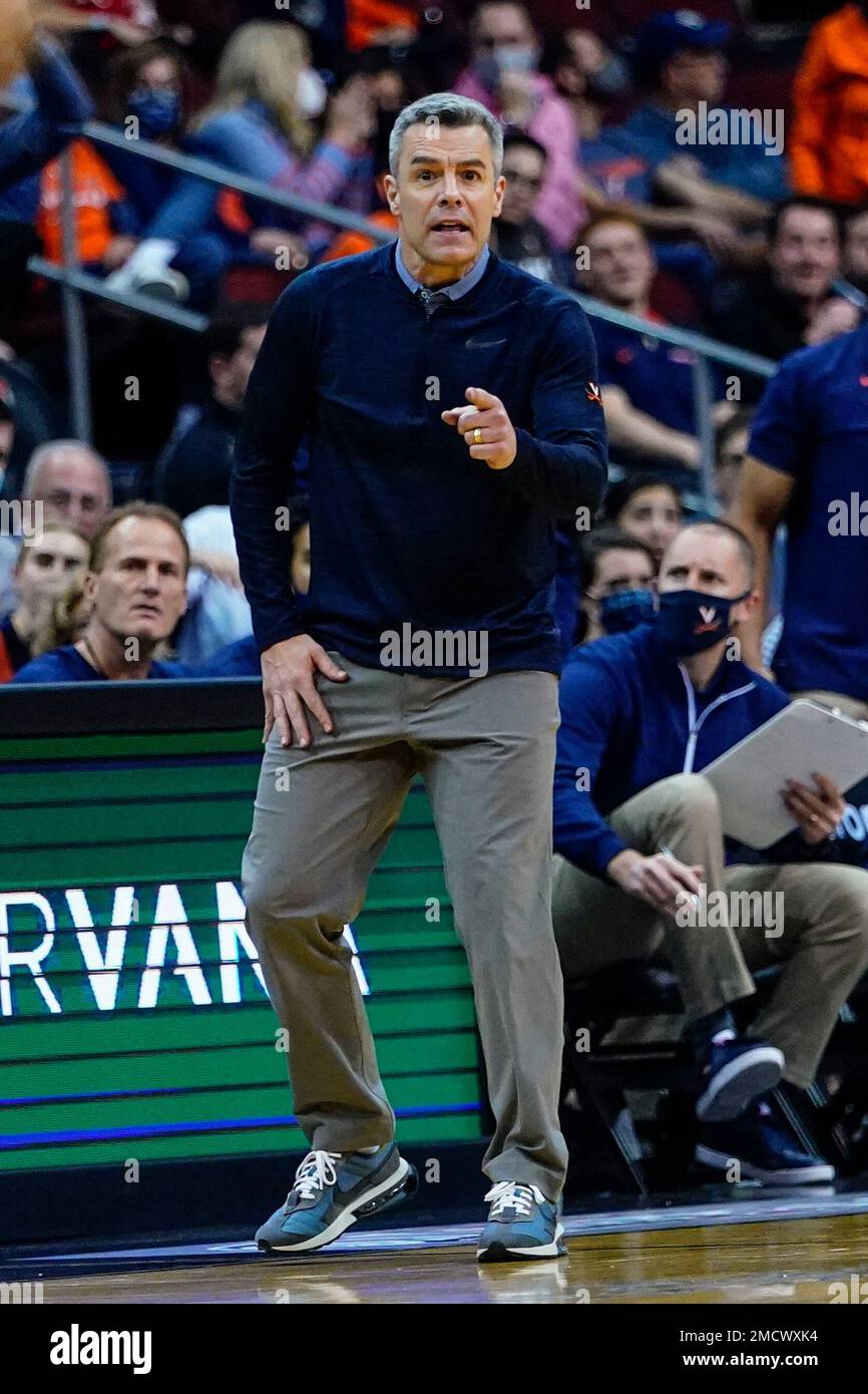 Virginia head coach Tony Bennett calls out to his team during the ...