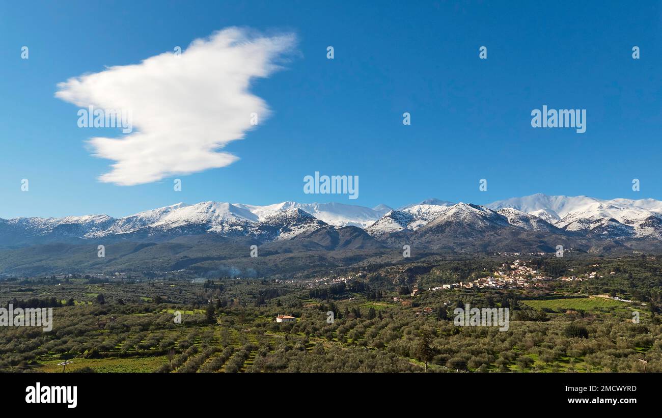Spring in Crete, Snow-capped mountains, Ida Massif, Psiloritis, Central ...