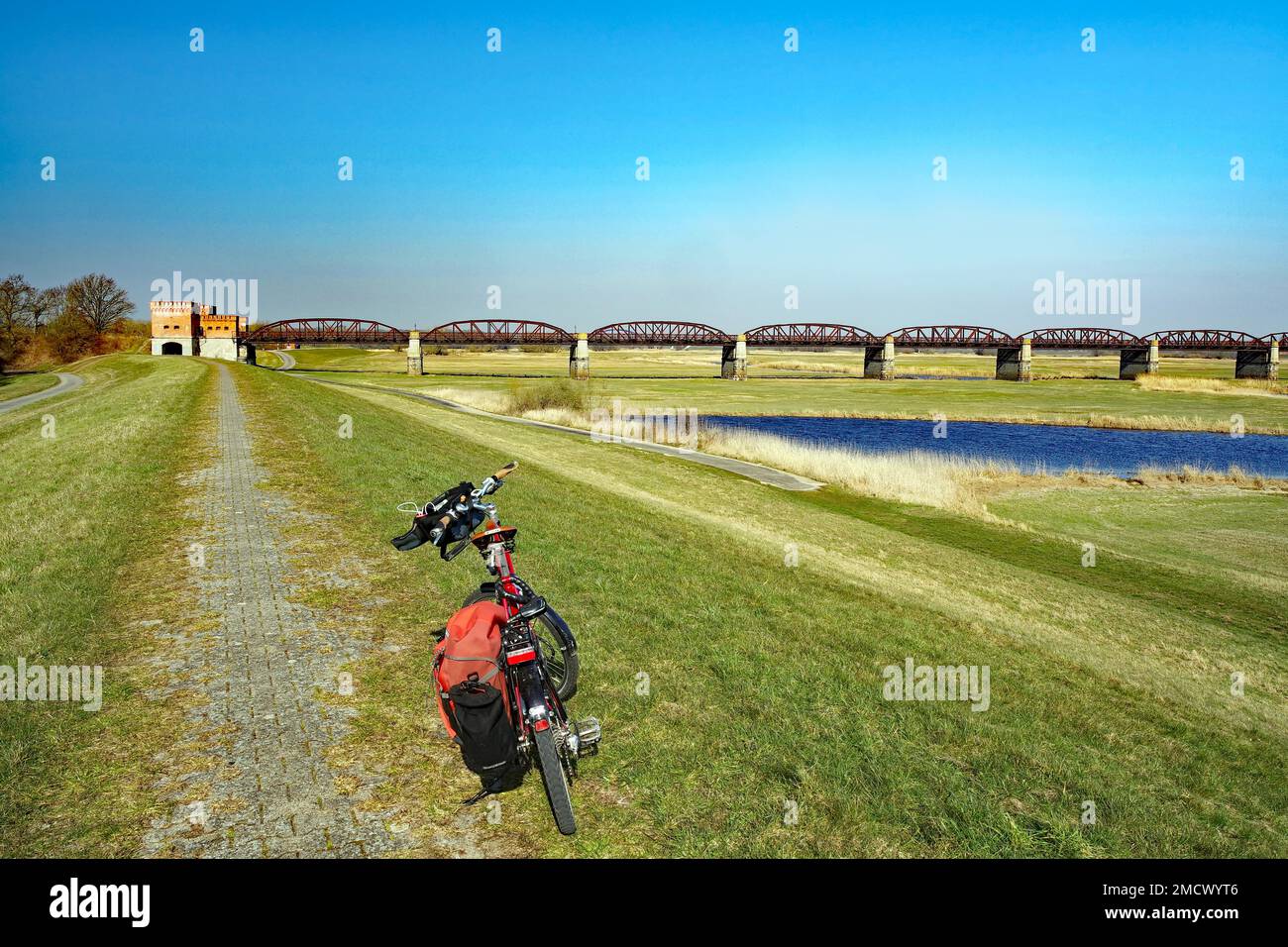 Dike bridges hi-res stock photography and images - Alamy
