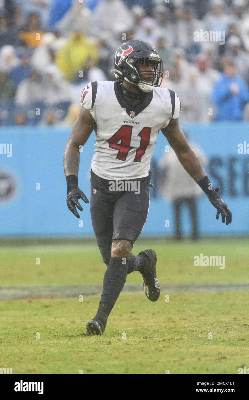 Houston Texans outside linebacker Zach Cunningham (41) plays during an ...