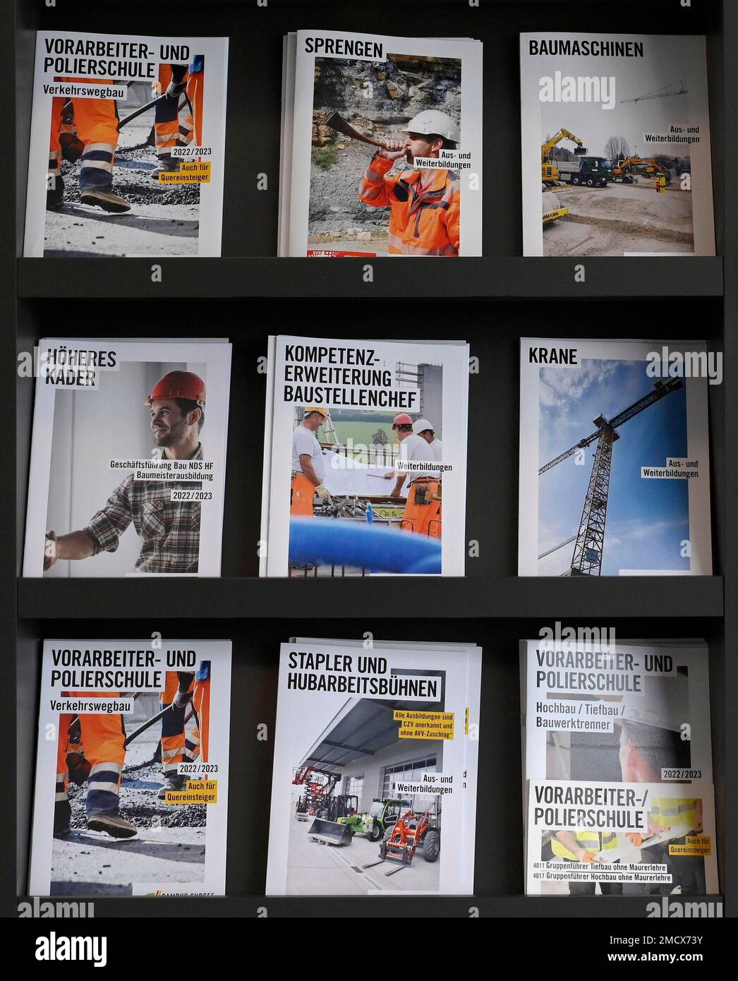 Symbol Brochures Training Construction Industry Stock Photo - Alamy