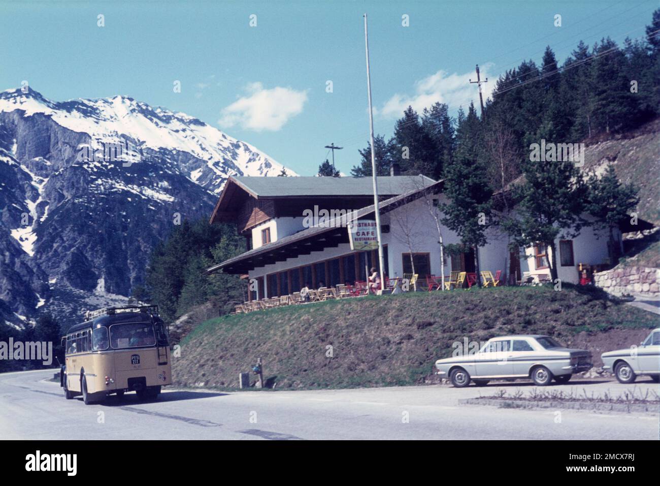 Cafe Bergkristall, excursion, excursion cafe, coffee, coach, bus, Ford ...