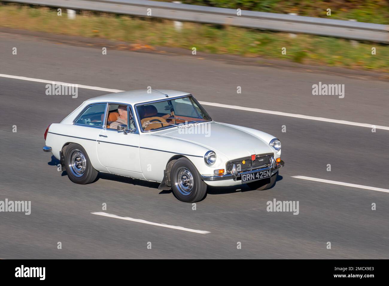1975 vehicle hi-res stock photography and images - Alamy