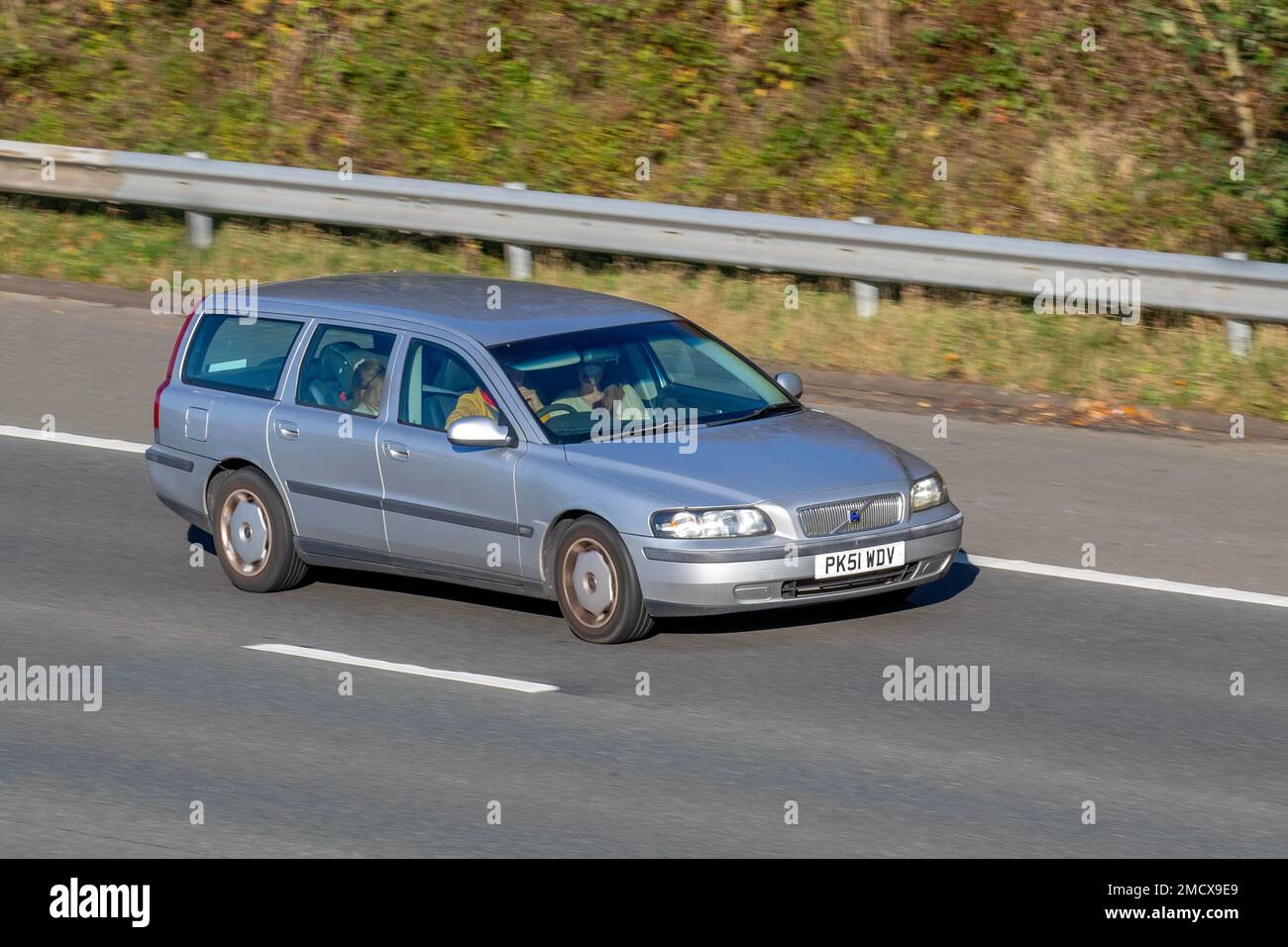 Old volvo estate uk hi-res stock photography and images - Alamy