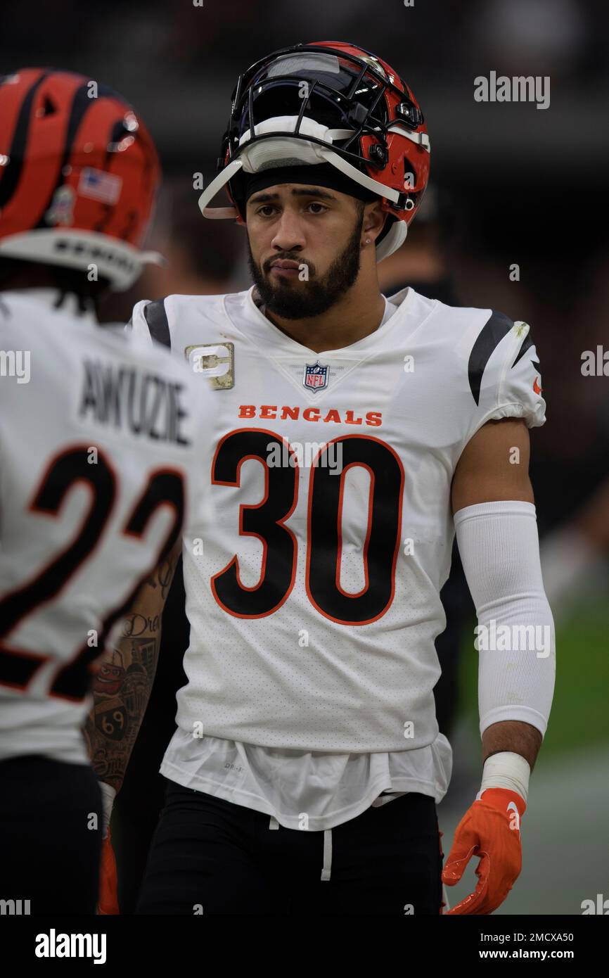 Cincinnati Bengals free safety Jessie Bates (30) on the sideline with ...
