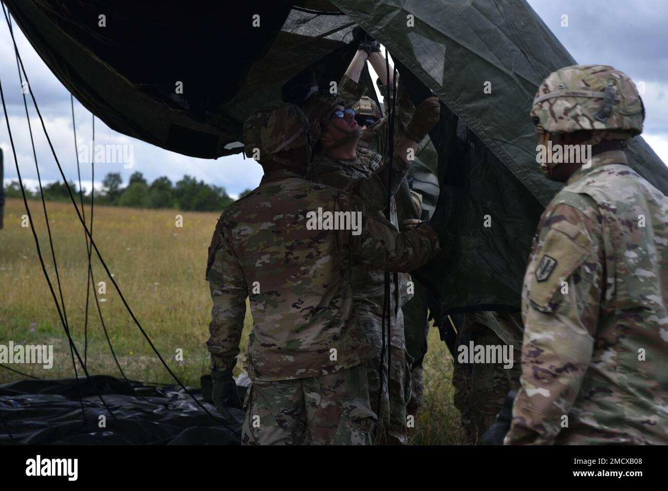 Soldiers from the Headquarters and Headquarters Battery, 41st Field ...