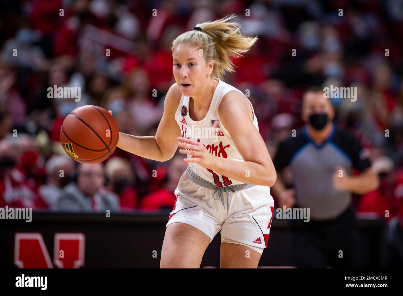 Nebraska guard Ruby Porter (11) dribbles the ball down the court ...
