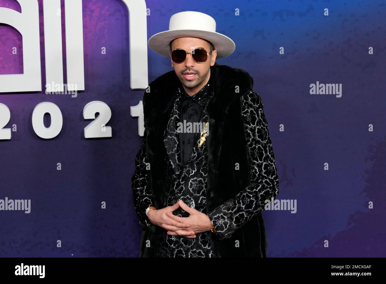 DJ Cassidy arrives to the Soul Train Music Awards at the Apollo Theater ...