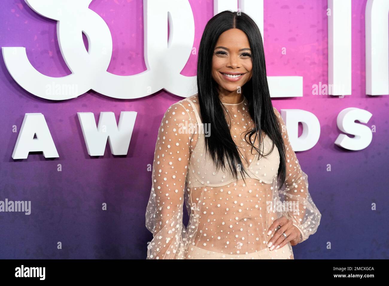 La Tina Webb arrives to the Soul Train Music Awards at the Apollo ...