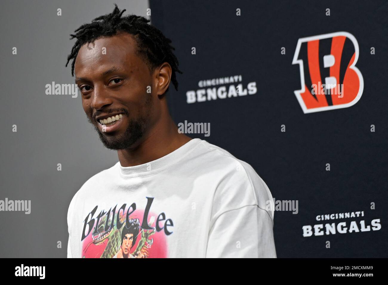 Cincinnati Bengals cornerback Eli Apple (20) attends a news conference ...