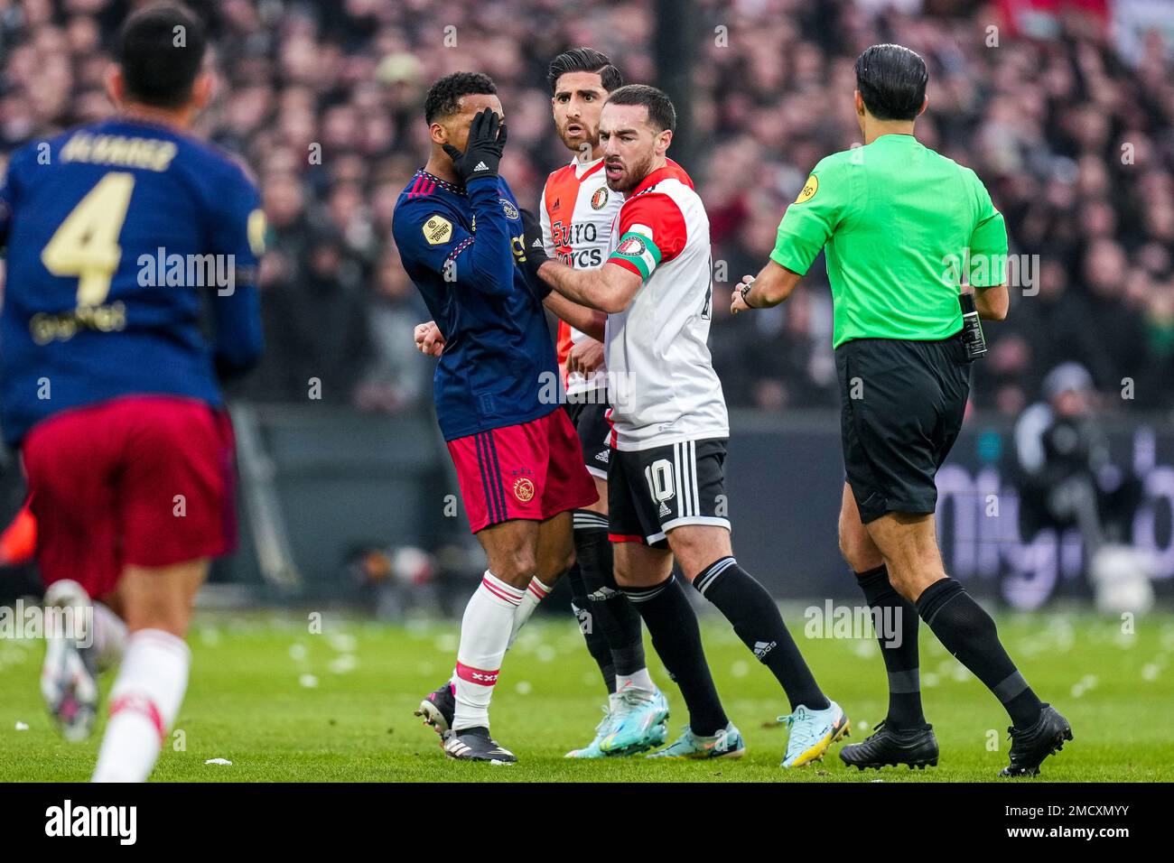 Rotterdam - Jurrien Timber of Ajax, Orkun Kokcu of Feyenoord during the match between Feyenoord ...