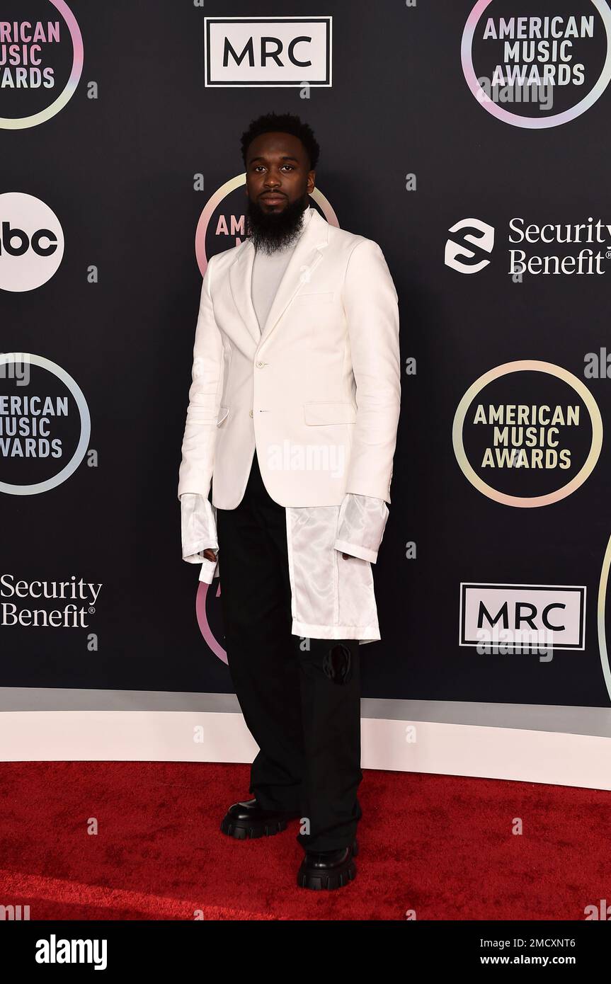 Dante Bowe arrives at the American Music Awards on Sunday, Nov. 21 ...