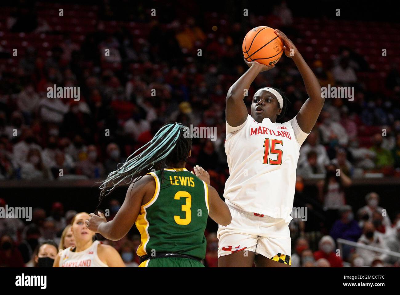 Maryland guard Ashley Owusu (15) shoots against Baylor guard Jordan ...