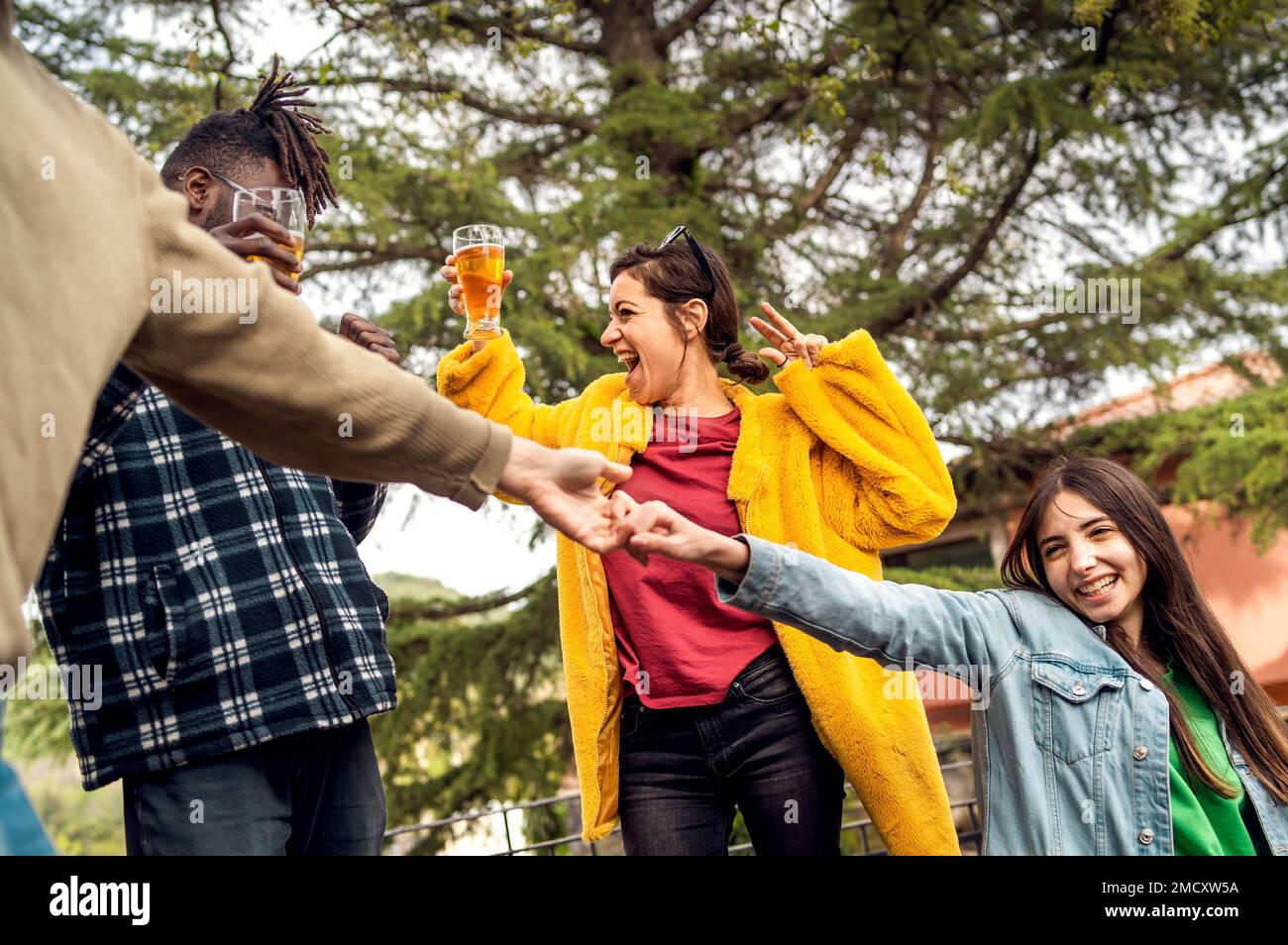 T camaraderie hi-res stock photography and images - Alamy