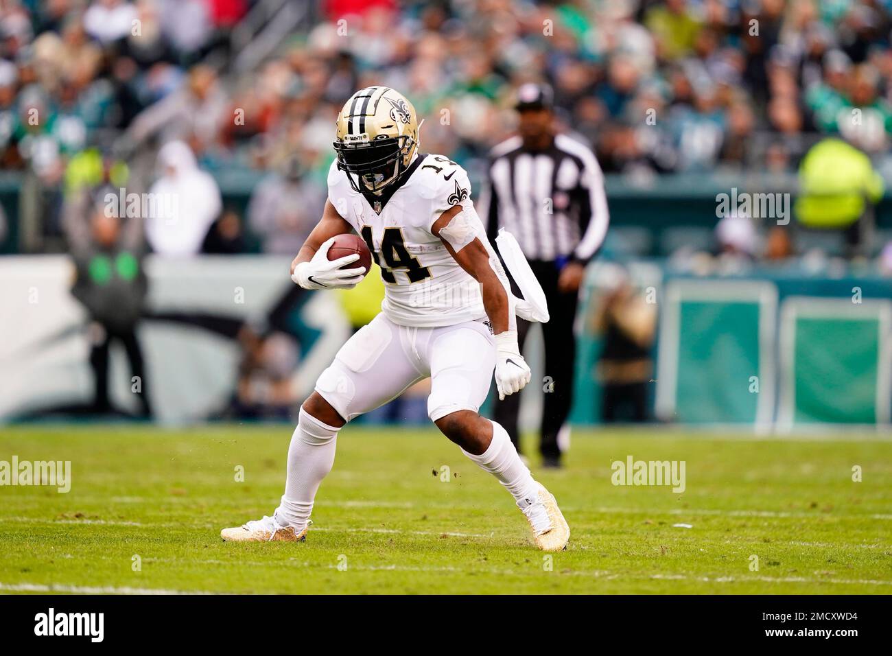 New Orleans Saints' Mark Ingram plays during the first half of an NFL ...