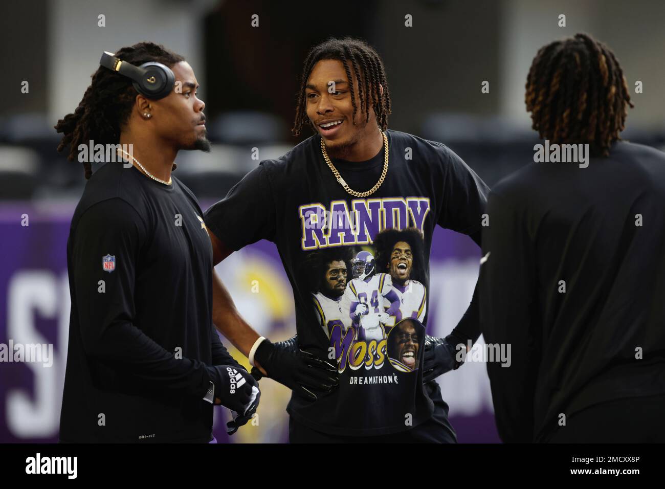 Minnesota Vikings wide receiver Justin Jefferson (18) smiles with his ...