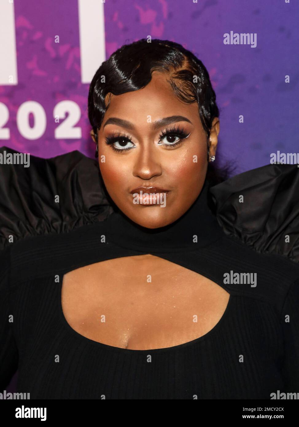Recording artist Jazmine Sullivan attends 2021 Soul Train Awards red ...