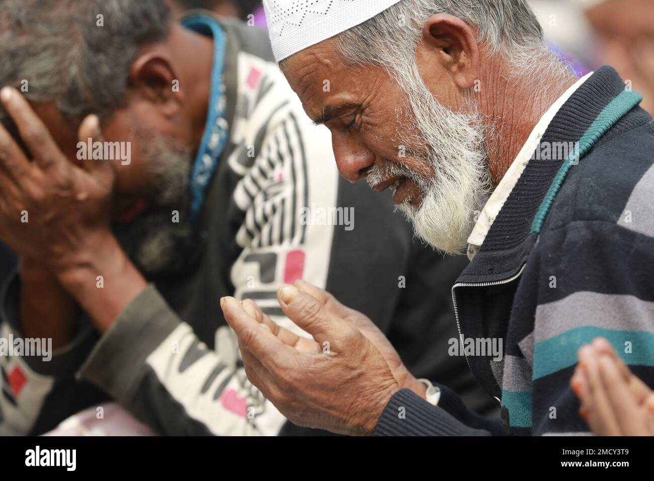 Bangladeshi Muslims pray on the final day of a three-day Islamic ...