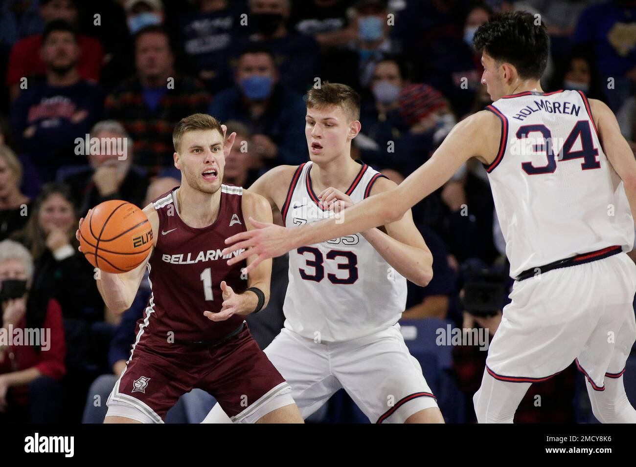 Bellarmine guard Juston Betz (1) prepares to pass the ball while ...