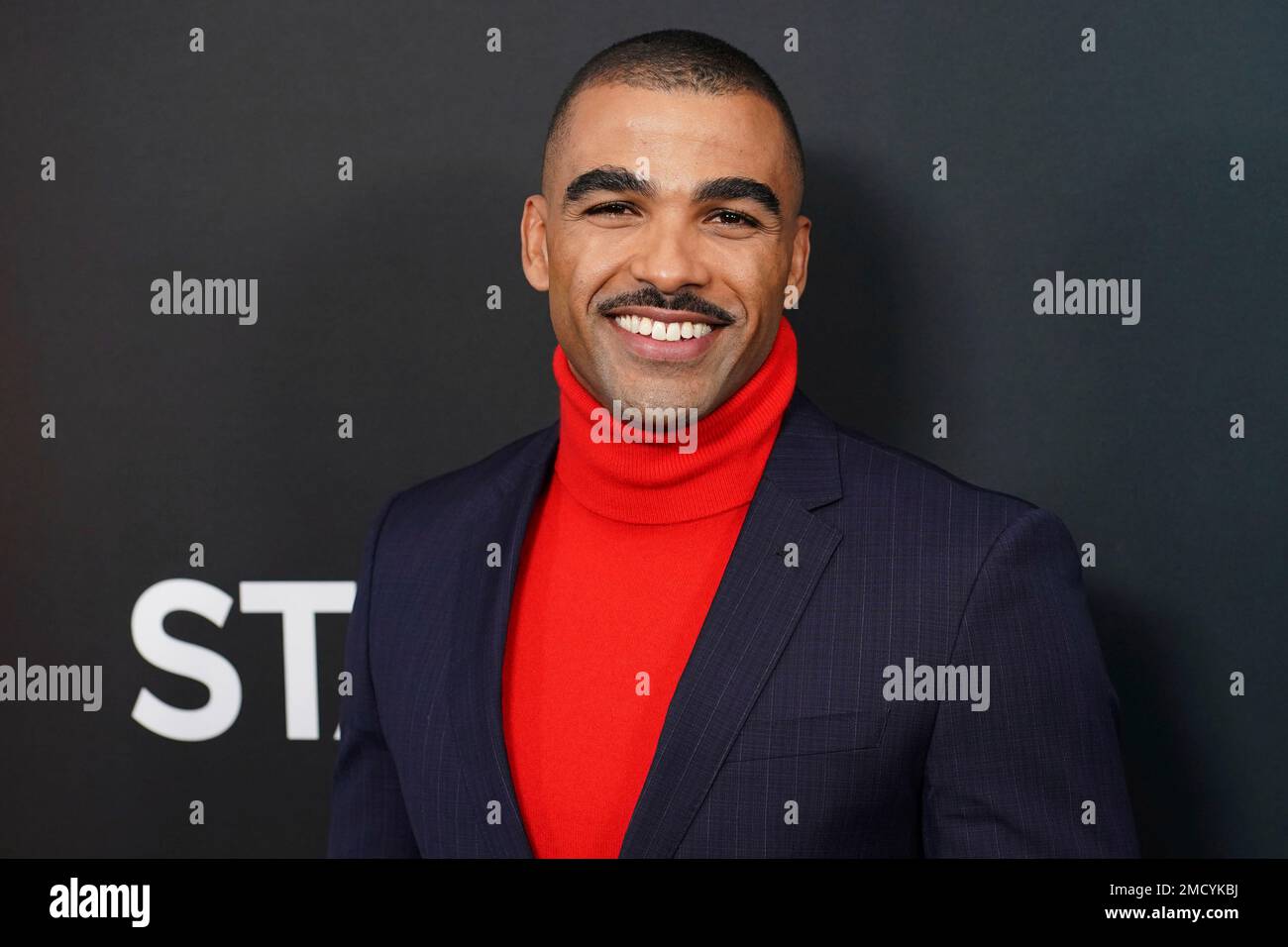 Toby Sandeman attends the premiere of the Starz television series ...