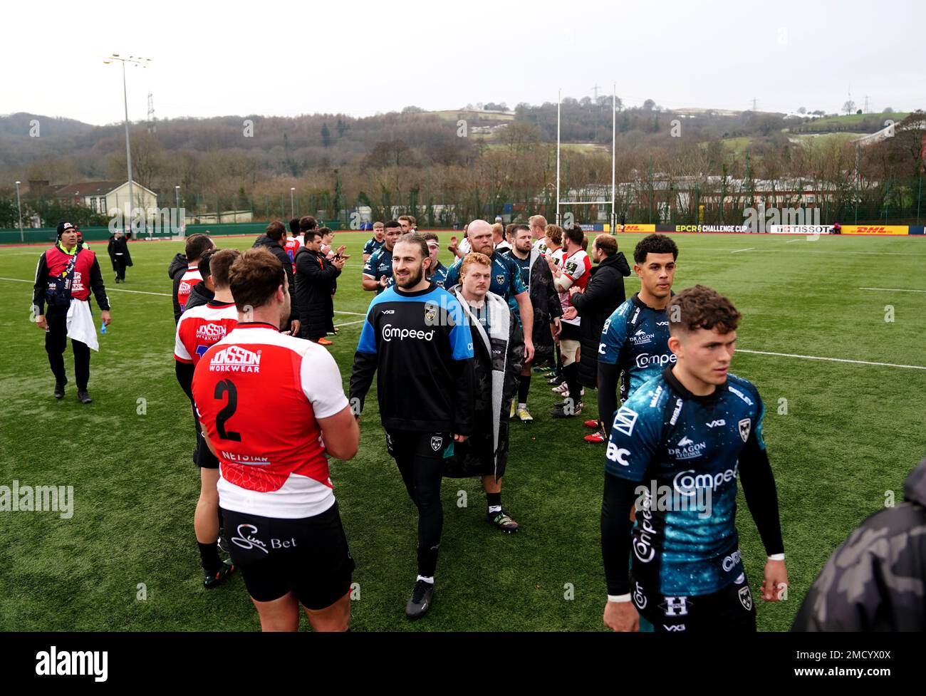 The Emirates Lions players applaud the Dragons players at the end of ...