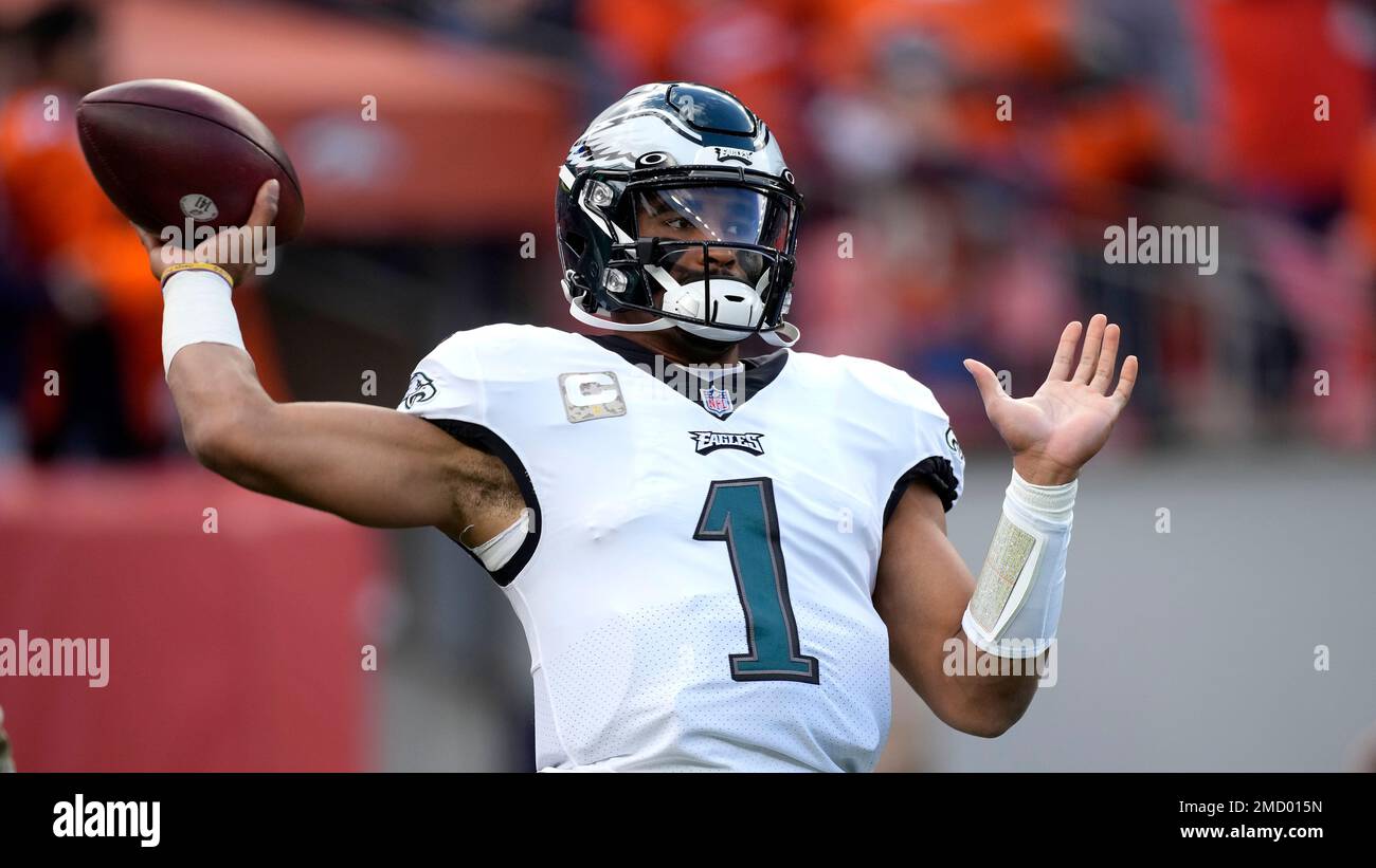 Philadelphia Eagles quarterback Jalen Hurts (1) warms up prior to an ...