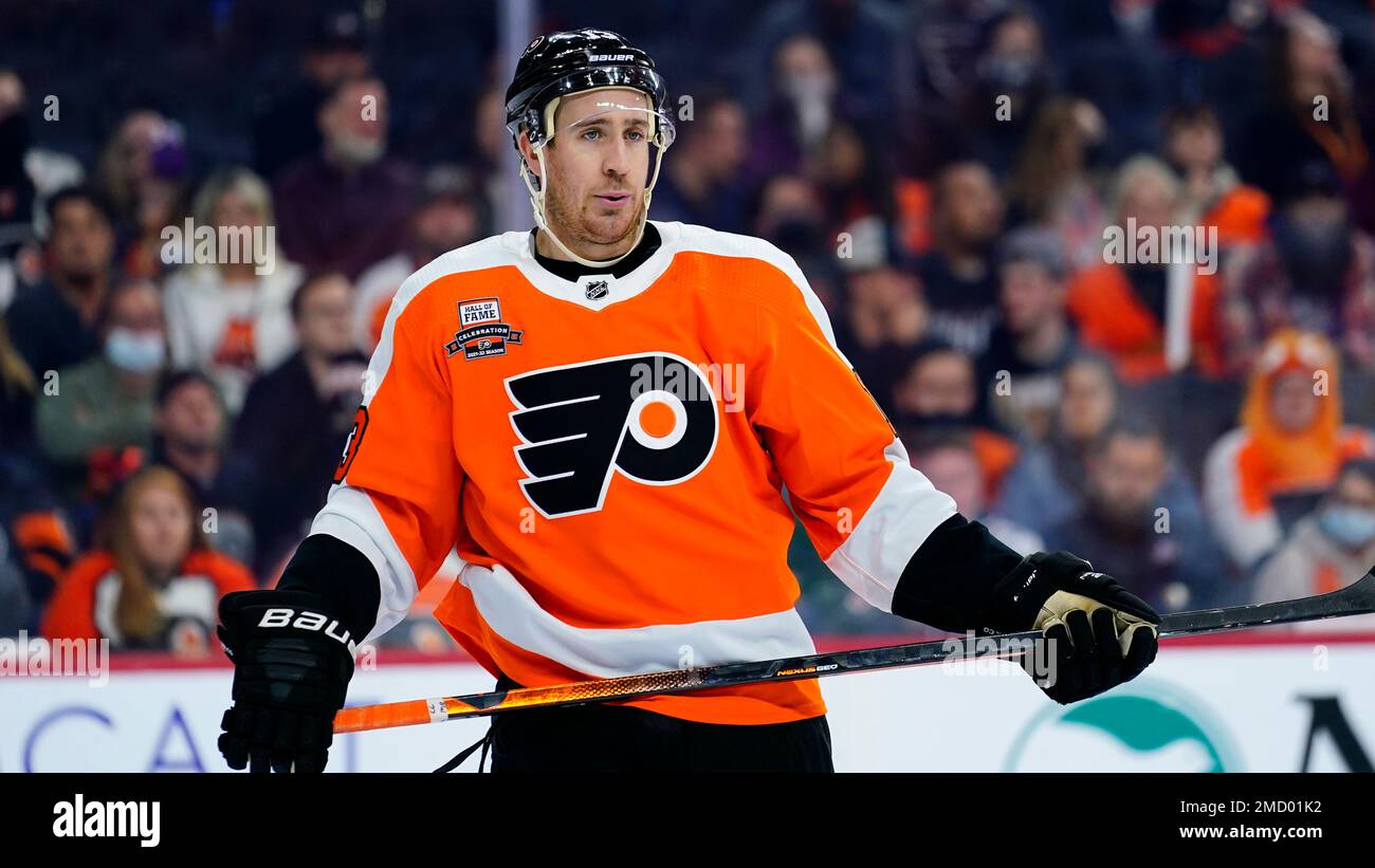 Philadelphia Flyers' Kevin Hayes plays during an NHL hockey game ...