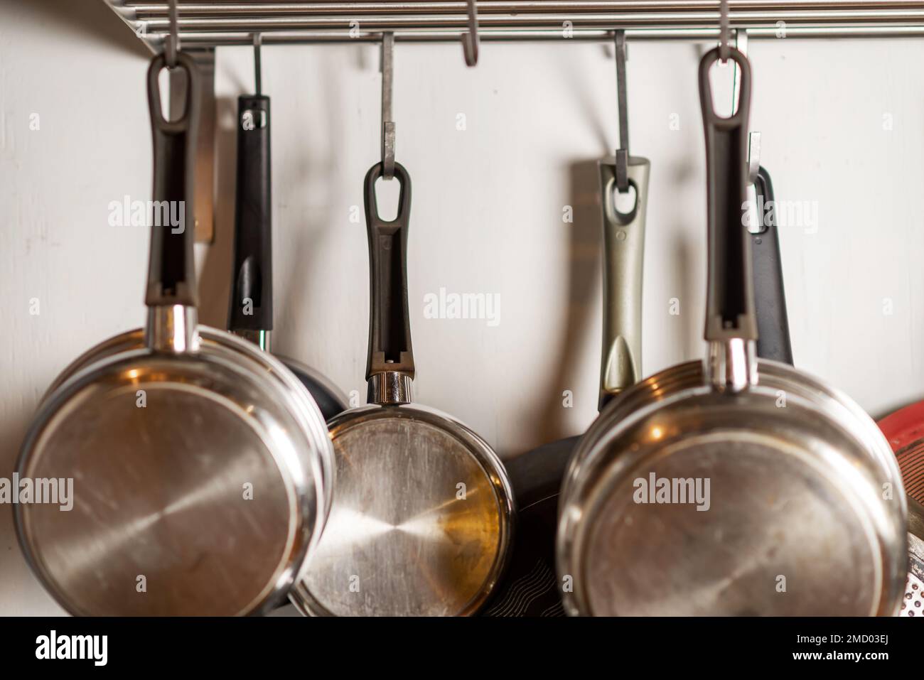 Magnetic pot hi-res stock photography and images - Alamy