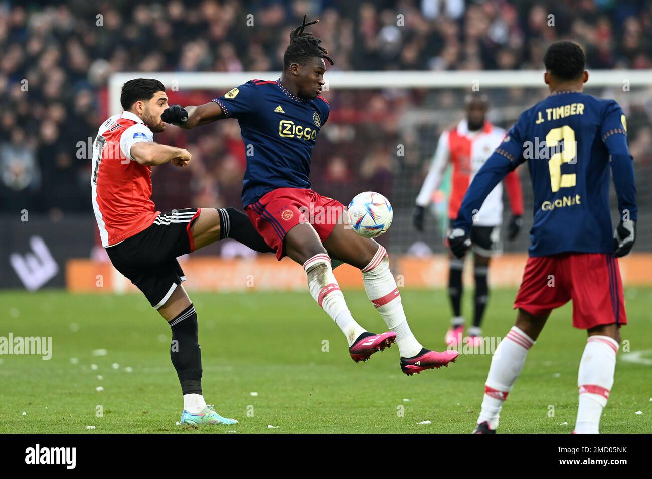 ROTTERDAM - (l-r) Alireza Jahanbaksh of Feyenoord, Calvin Bassey of ...