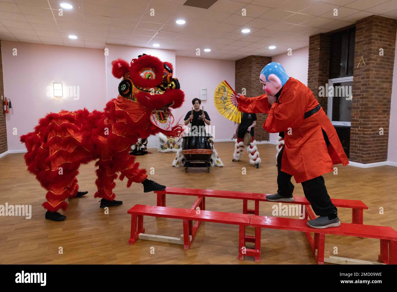 World eagle claw association uk lion dance team hi-res stock ...