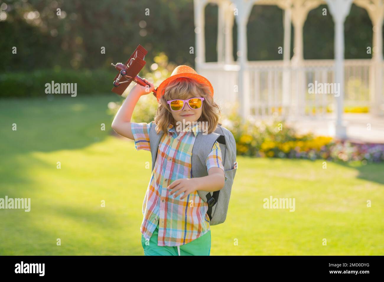Kid boy dreams travels hi-res stock photography and images - Alamy