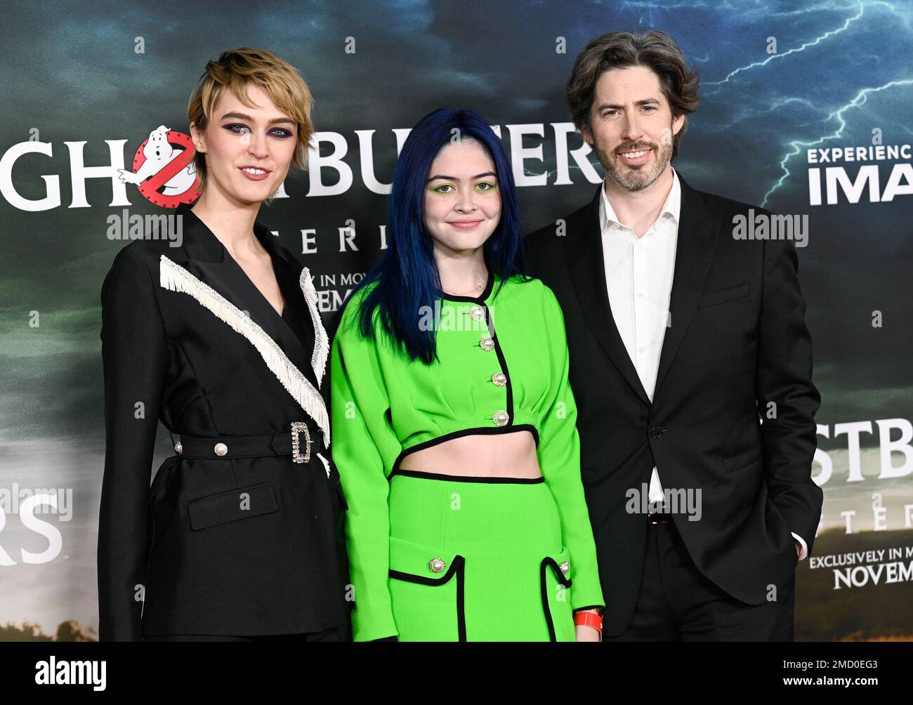 Director Jason Reitman, right, poses with Madisyn Ritland and daughter ...