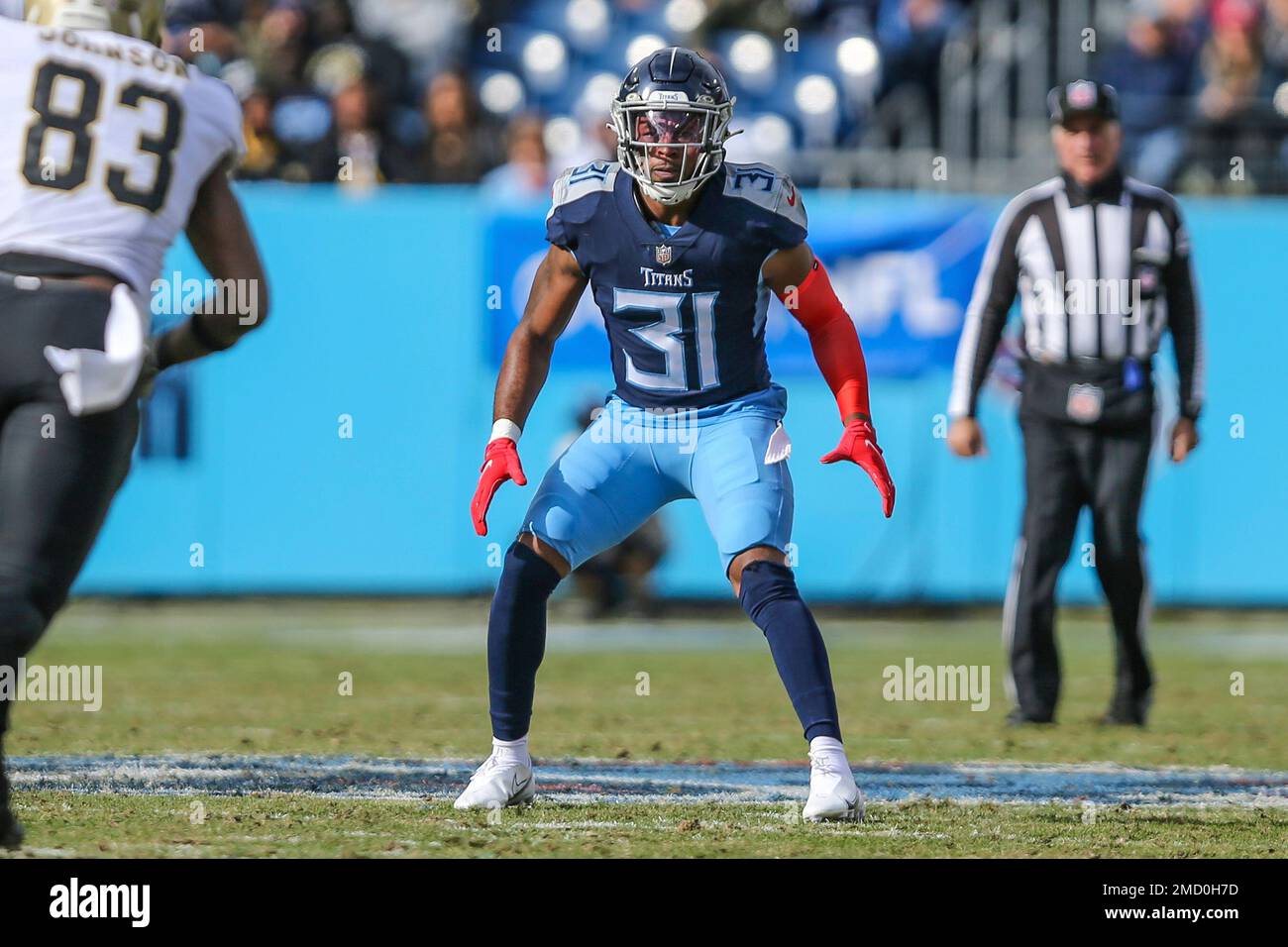 Tennessee Titans safety Kevin Byard (31) watches a play develop during ...