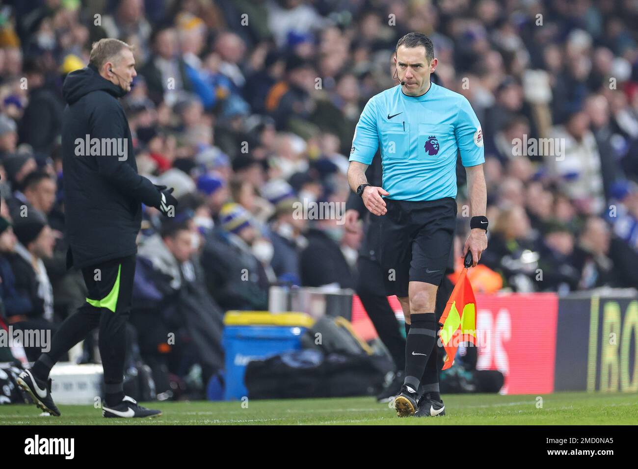 Assistant referee edward smart hi-res stock photography and images - Alamy