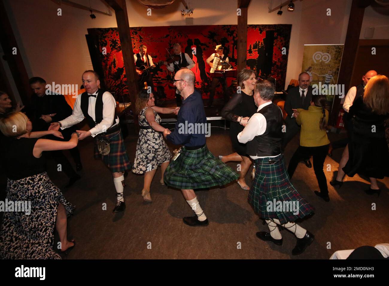 Scottish kilts party dancing hi-res stock photography and images - Alamy
