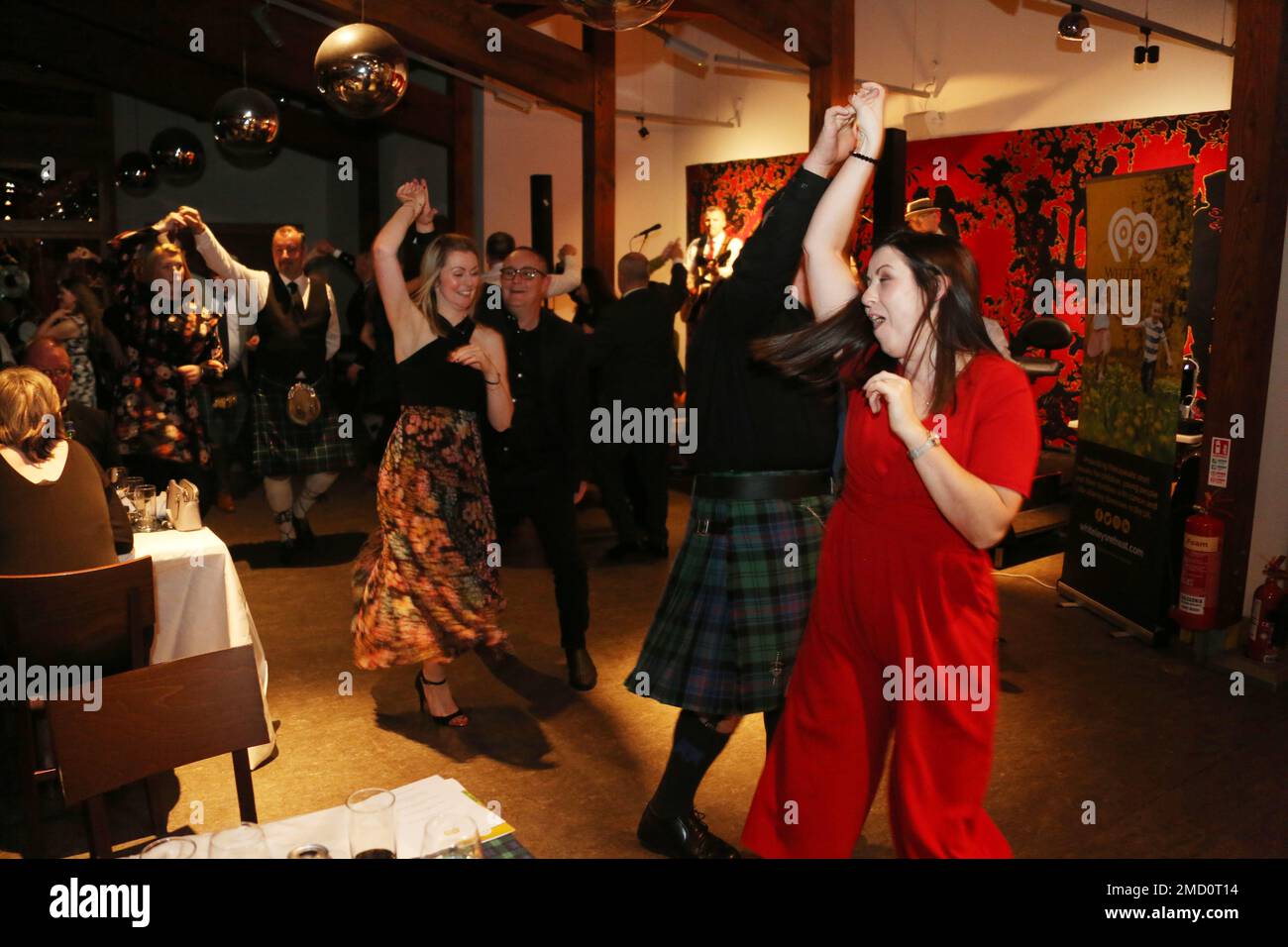 Scottish kilts party dancing hi-res stock photography and images - Alamy
