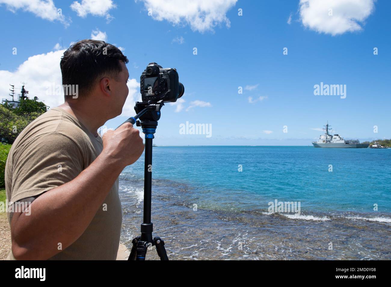 220712-N-RG360-1030 PEARL HARBOR (July 12, 2022) – U.S. Navy Mass ...