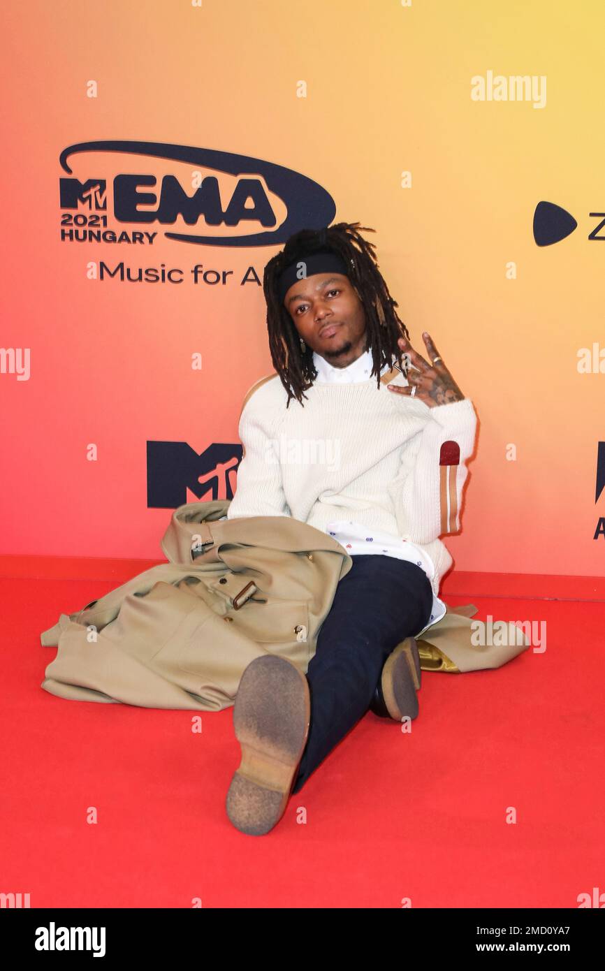 J.I.D poses for photographers upon arrival at the European MTV Awards ...