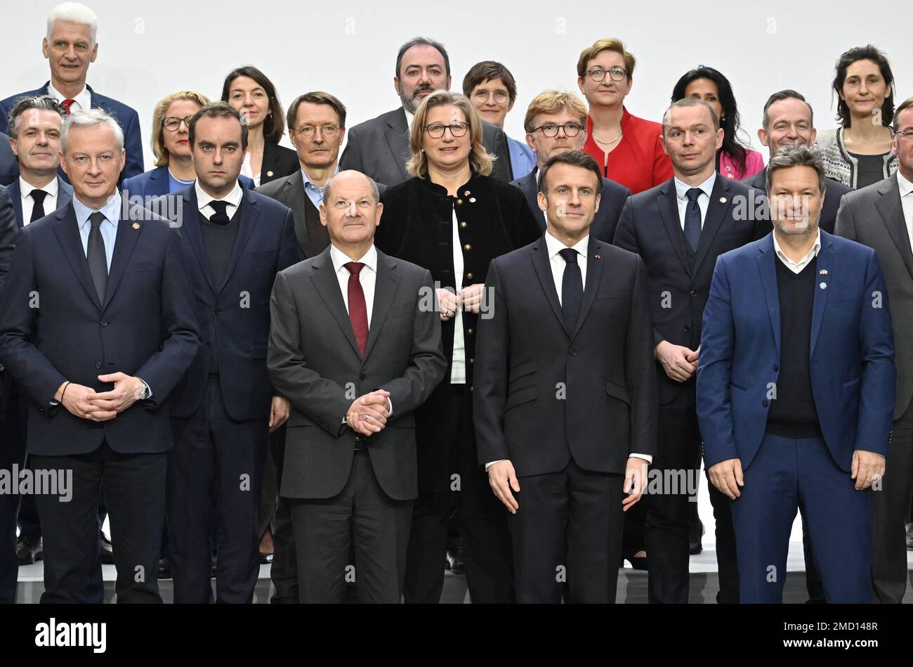 French Minister for the Economy and Finances Bruno Le Maire , German ...