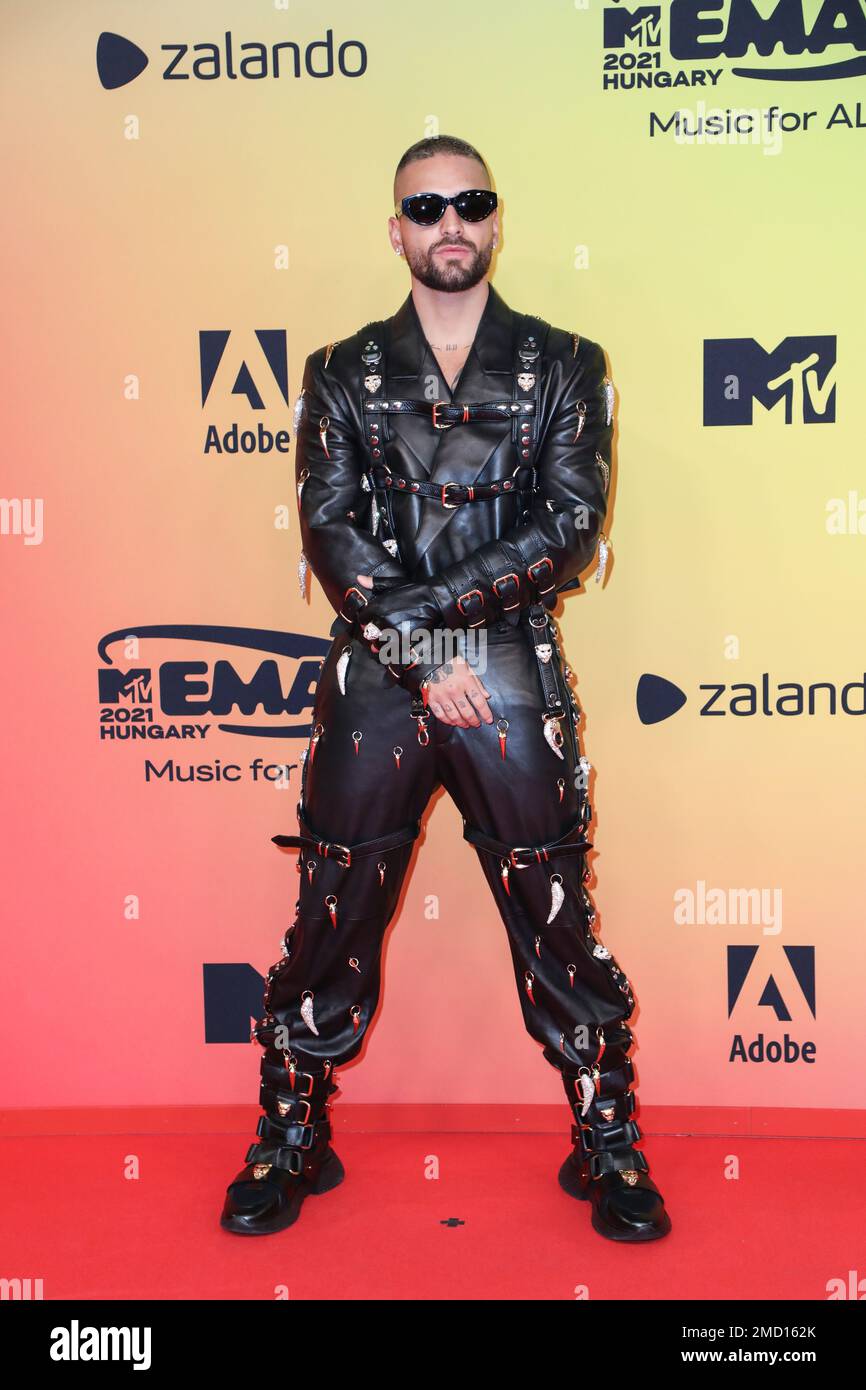 Maluma poses for photographers upon arrival at the European MTV Awards ...