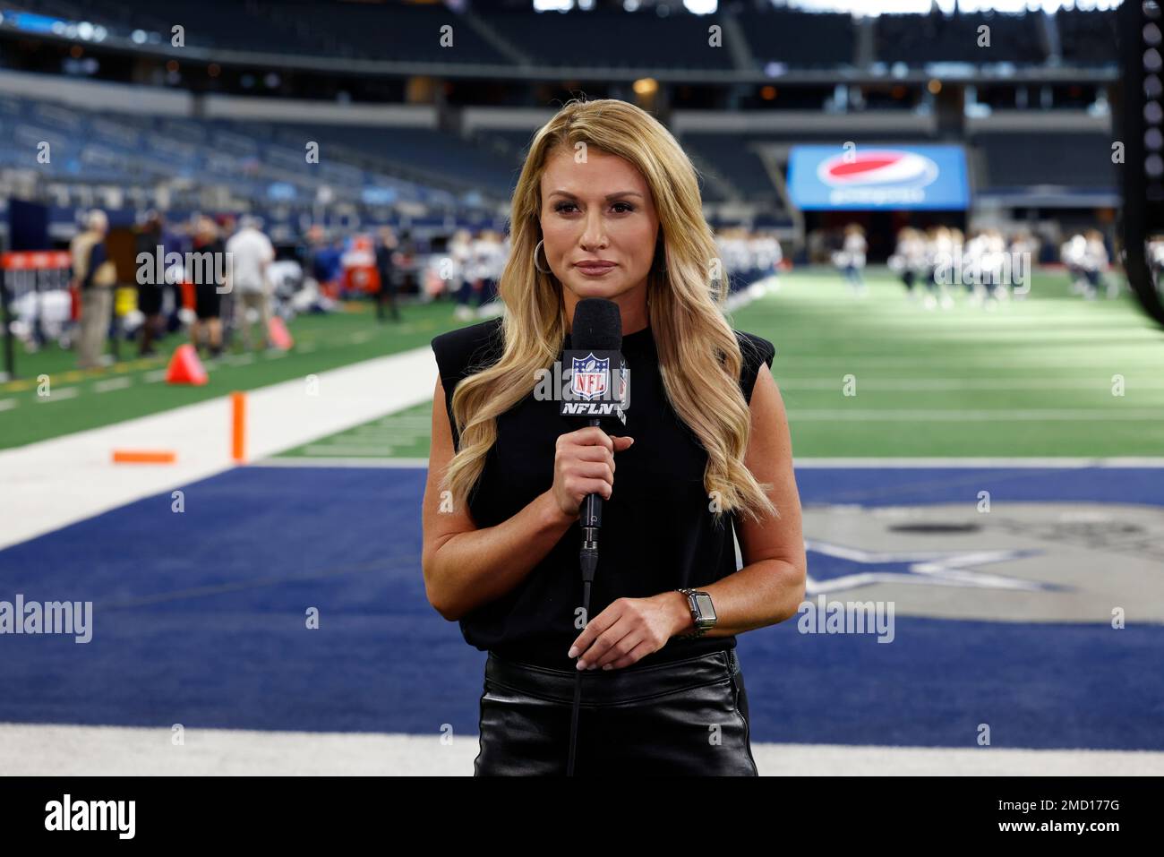 NFL Network reporter Jane Slater does a report before an NFL football ...
