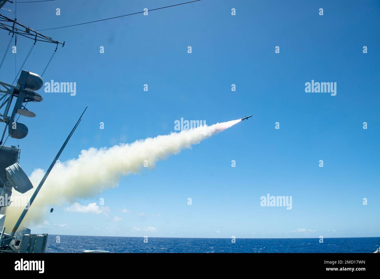 220712-O-LR179-1011-CA PACIFIC OCEAN (July 12, 2022) Royal Canadian ...