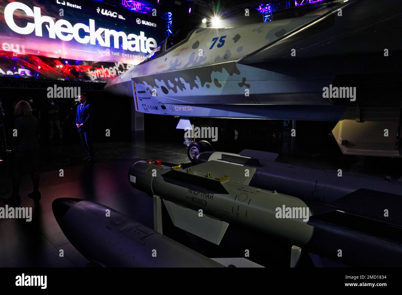 Russian officials unveil a mockup of the Sukhoi Su-75 Checkmate stealth ...