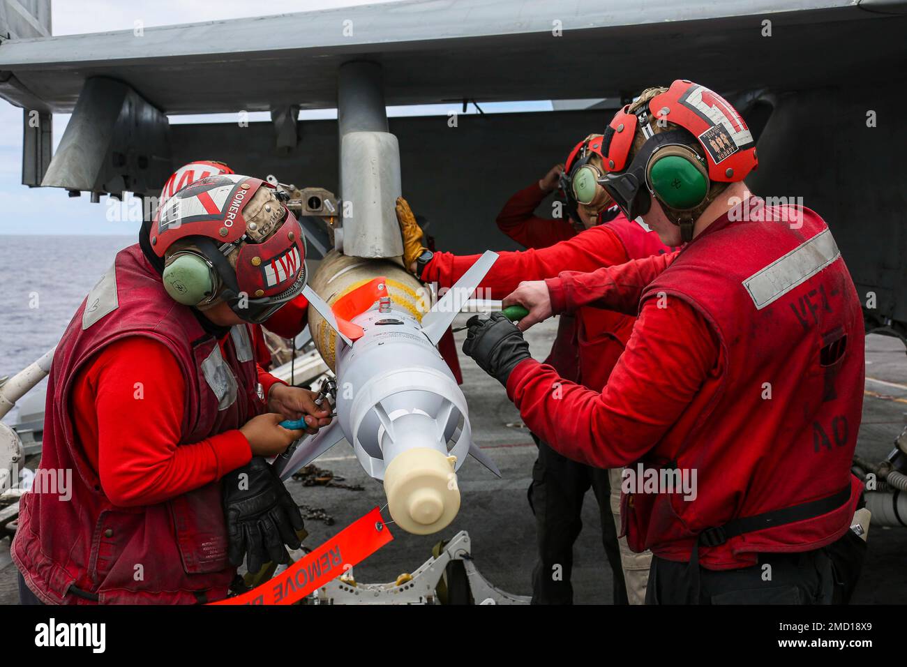220712-N-VI910-1210 PACIFIC OCEAN (July 12, 2022) Sailors, assigned to ...