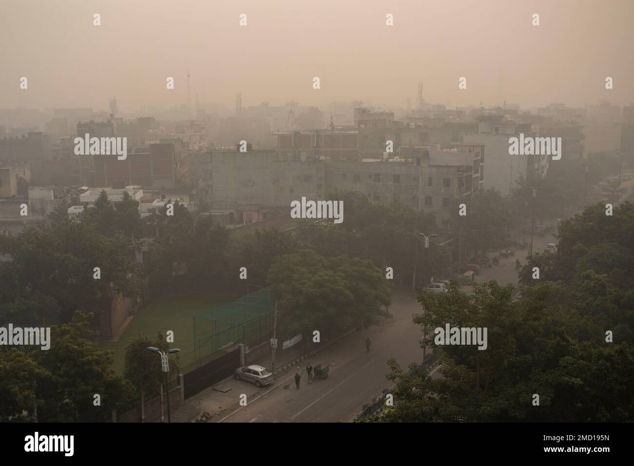 Morning haze and smog envelops the skyline in New Delhi, India, Friday ...