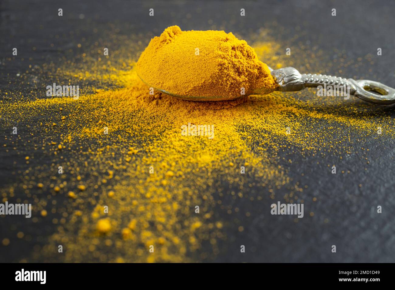 Splash of curry hi-res stock photography and images - Alamy