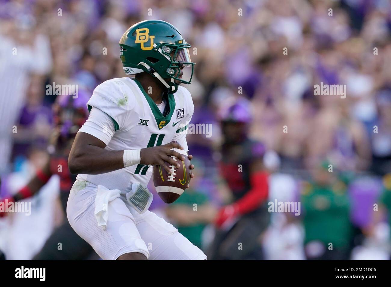 Baylor quarterback Gerry Bohanon (11) drops back to pass during an NCAA ...