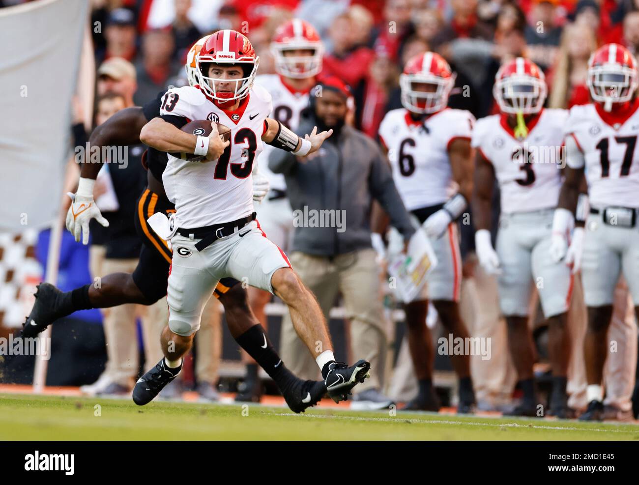 Georgia quarterback Stetson Bennett (13) runs for yardage during the ...