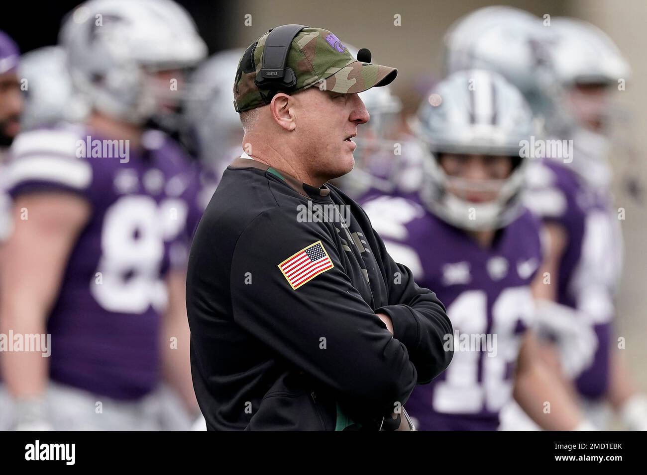 Kansas State head coach Chris Klieman watches from the sidelines during ...