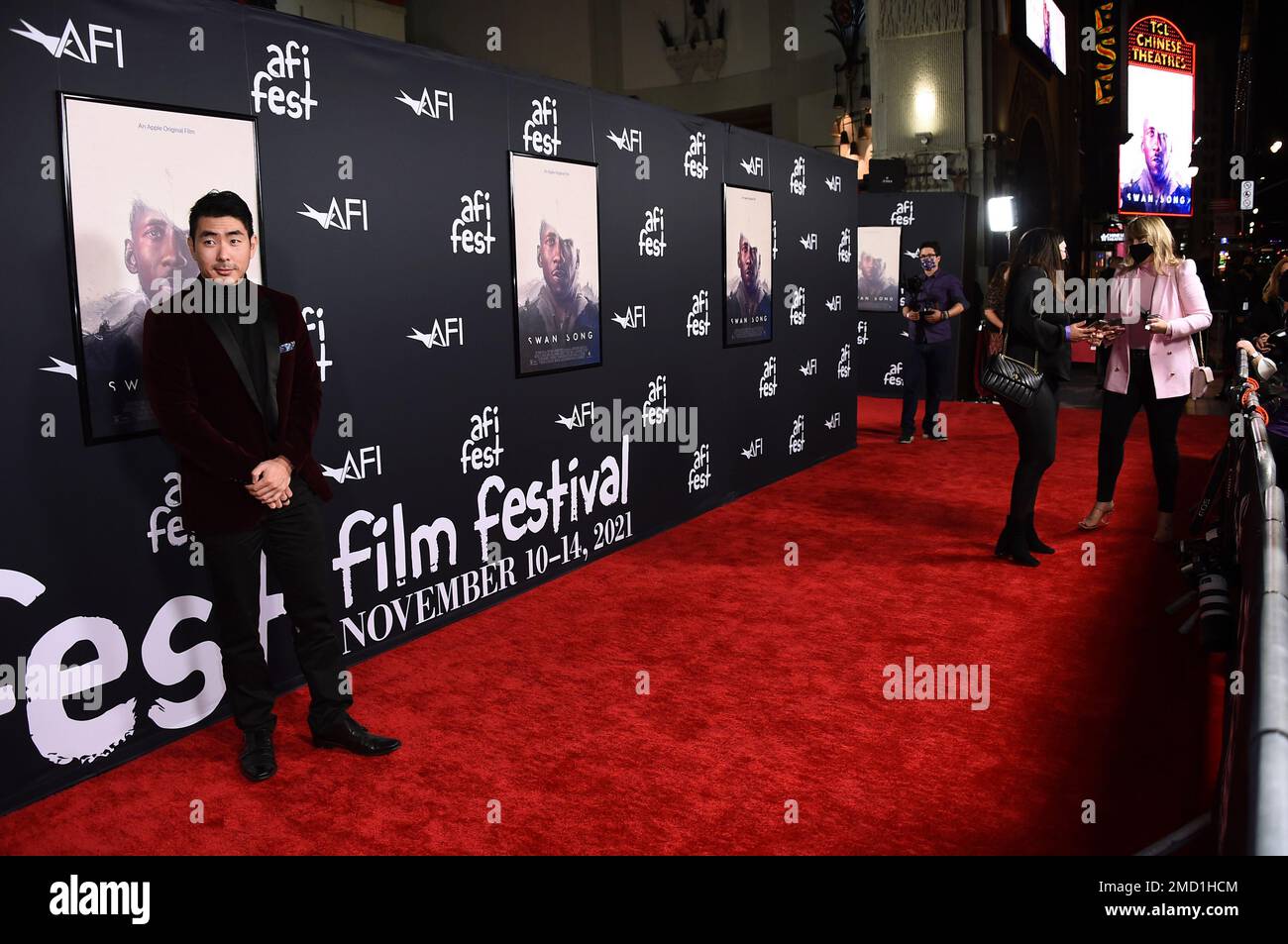 Cast member Lee Shorten arrives at the premiere of "Swan Song" during ...